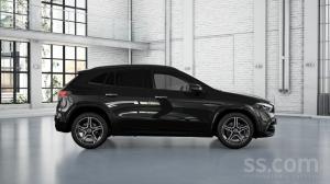 Black Mercedes-Benz GLA 180 2025 in Riga, with an engine capacity of 1.30 L and mileage of 10 thousand km for 44900 €, photo 3 on AUTOMOTO.COM.LV