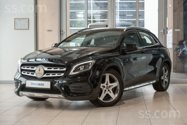 Melns Mercedes-Benz GLA 180 2018 Rīga, ar dzinēja tilpumu 1.60 L un nobraukumu 198 tūkst. km par 22500 €, foto 1 vietnē AUTOMOTO.COM.LV