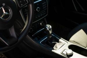 Black Mercedes-Benz GLA 180 2019 in Klaipeda, with an engine capacity of 1.60 L and mileage of 88 thousand km for 18000 €, photo 6 on AUTOMOTO.COM.LV