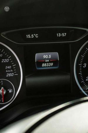 Black Mercedes-Benz GLA 180 2019 in Klaipeda, with an engine capacity of 1.60 L and mileage of 88 thousand km for 18000 €, photo 7 on AUTOMOTO.COM.LV