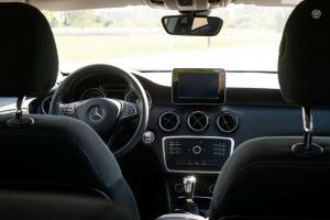 Black Mercedes-Benz GLA 180 2019 in Klaipeda, with an engine capacity of 1.60 L and mileage of 88 thousand km for 18000 €, photo 8 on AUTOMOTO.COM.LV