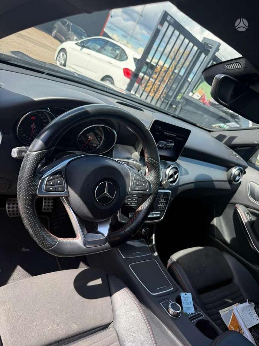 Pelēks Mercedes-Benz GLA 180 2018 Viļņa, ar dzinēja tilpumu 1.60 L un nobraukumu 168 tūkst. km par 15400 €, foto 7 vietnē AUTOMOTO.COM.LV