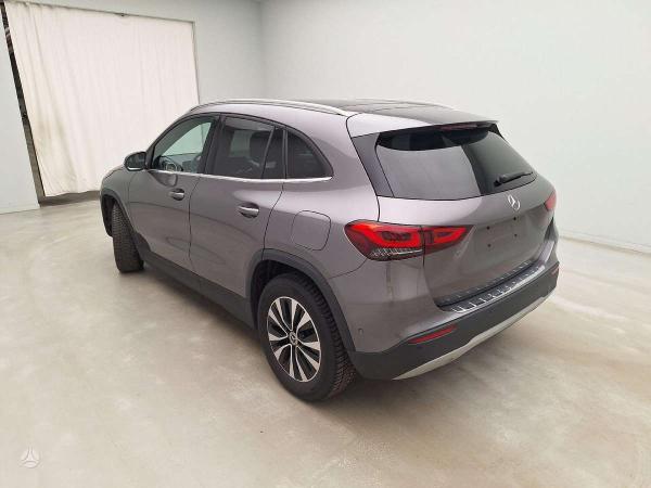 Grey Mercedes-Benz GLA 180 2022 in Vilnius, with an engine capacity of 1.33 L and mileage of 92 thousand km for 25350 €, photo 6 on AUTOMOTO.COM.LV