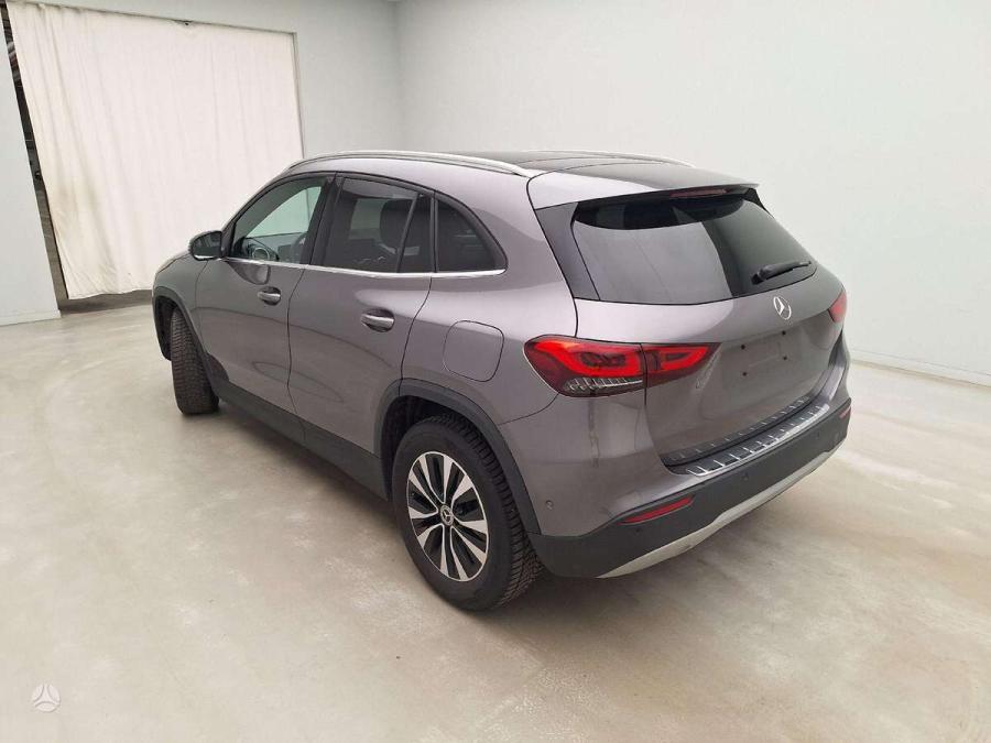 Grey Mercedes-Benz GLA 180 2022 in Vilnius, with an engine capacity of 1.33 L and mileage of 92 thousand km for 25350 €, photo 7 on AUTOMOTO.COM.LV