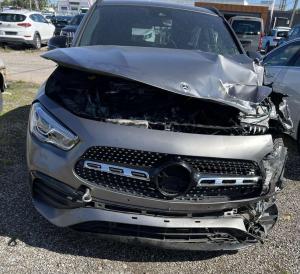 Мерседес ГЛА 180 2022 в Паневежис на AUTOMOTO.COM.LV Серый Мерседес ГЛА 180 2022 в Паневежис, объемом двигателя 2.00 л и пробегом 83 тыс. км за 13800 €, фото 1 на AUTOMOTO.COM.LV