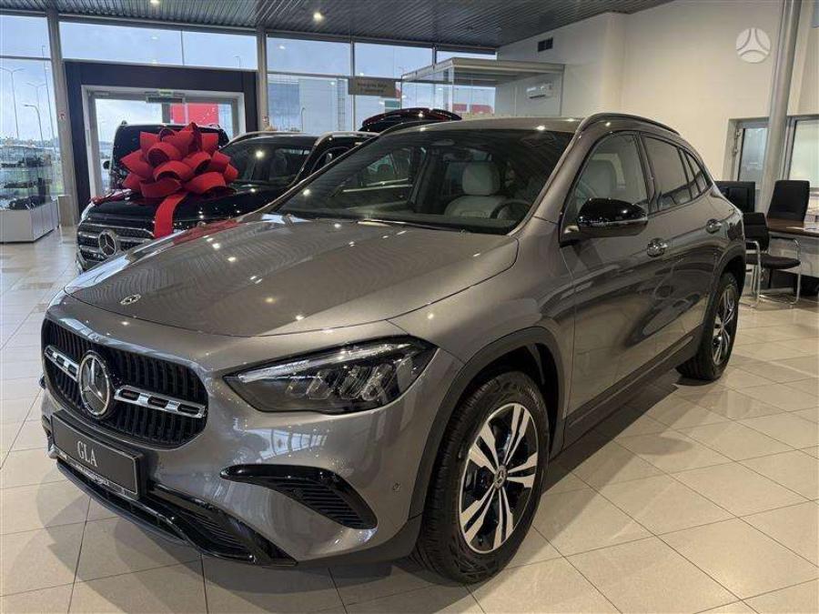 Grey Mercedes-Benz GLA 180 2026 in Kaunas, with an engine capacity of 1.33 L and mileage of 0 thousand km for 44062 €, photo 1 on AUTOMOTO.COM.LV