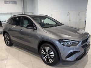 Grey Mercedes-Benz GLA 180 2026 in Kaunas, with an engine capacity of 1.33 L and mileage of 0 thousand km for 44062 €, photo 4 on AUTOMOTO.COM.LV