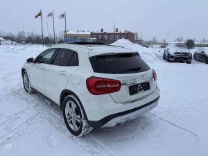 Balts Mercedes-Benz GLA 180 2016 Telšiai, ar dzinēja tilpumu 1.46 L un nobraukumu 172 tūkst. km par 11500 €, foto 5 vietnē AUTOMOTO.COM.LV