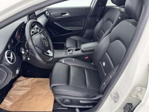 White Mercedes-Benz GLA 180 2016 in Telschi, with an engine capacity of 1.46 L and mileage of 172 thousand km for 11500 €, photo 18 on AUTOMOTO.COM.LV