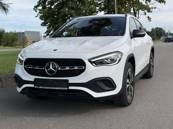 Balts Mercedes-Benz GLA 180 2020 Panevēža, ar dzinēja tilpumu 1.95 L un nobraukumu 149 tūkst. km par 18950 €, foto 5 vietnē AUTOMOTO.COM.LV