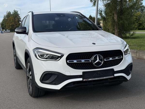 Balts Mercedes-Benz GLA 180 2020 Panevēža, ar dzinēja tilpumu 1.95 L un nobraukumu 149 tūkst. km par 18950 €, foto 7 vietnē AUTOMOTO.COM.LV