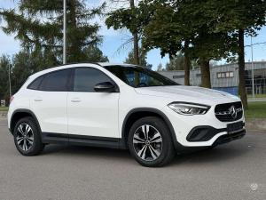 Balts Mercedes-Benz GLA 180 2020 Panevēža, ar dzinēja tilpumu 1.95 L un nobraukumu 149 tūkst. km par 18950 €, foto 10 vietnē AUTOMOTO.COM.LV