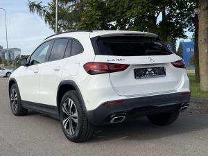 Balts Mercedes-Benz GLA 180 2020 Panevēža, ar dzinēja tilpumu 1.95 L un nobraukumu 149 tūkst. km par 18950 €, foto 18 vietnē AUTOMOTO.COM.LV