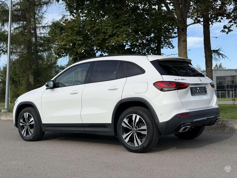 Balts Mercedes-Benz GLA 180 2020 Panevēža, ar dzinēja tilpumu 1.95 L un nobraukumu 149 tūkst. km par 18950 €, foto 20 vietnē AUTOMOTO.COM.LV