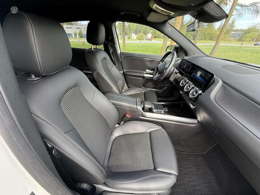 Balts Mercedes-Benz GLA 180 2020 Panevēža, ar dzinēja tilpumu 1.95 L un nobraukumu 149 tūkst. km par 18950 €, foto 22 vietnē AUTOMOTO.COM.LV