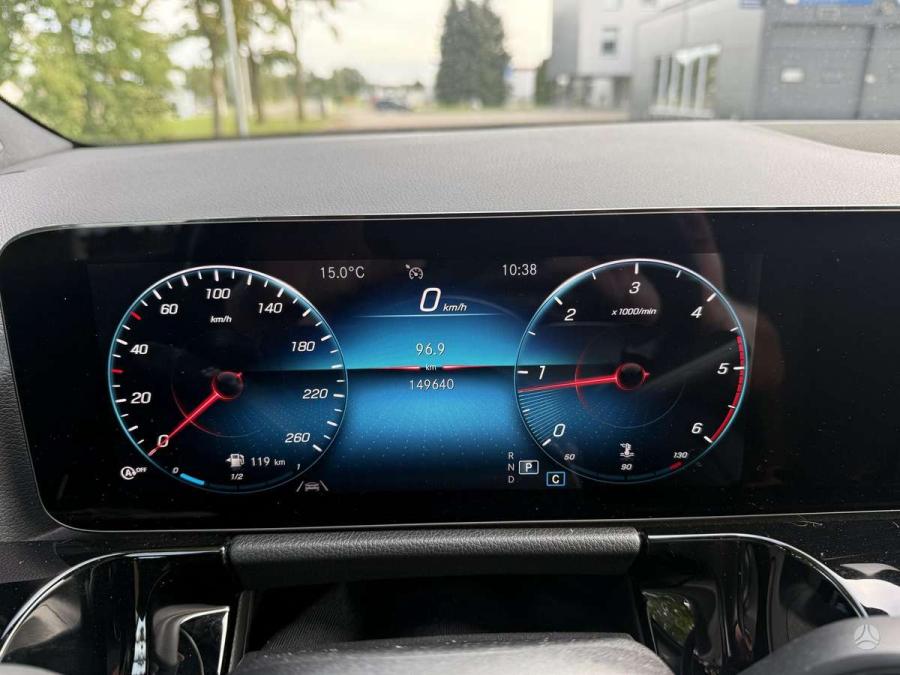 Balts Mercedes-Benz GLA 180 2020 Panevēža, ar dzinēja tilpumu 1.95 L un nobraukumu 149 tūkst. km par 18950 €, foto 27 vietnē AUTOMOTO.COM.LV