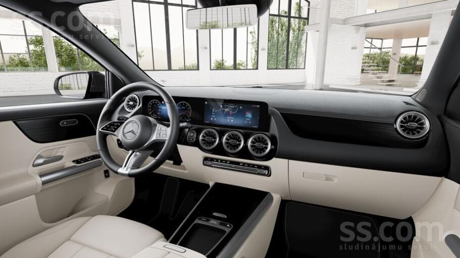 White Mercedes-Benz GLA 180 2026 in Riga, with an engine capacity of 1.40 L and mileage of 12 thousand km for 38900 €, photo 11 on AUTOMOTO.COM.LV