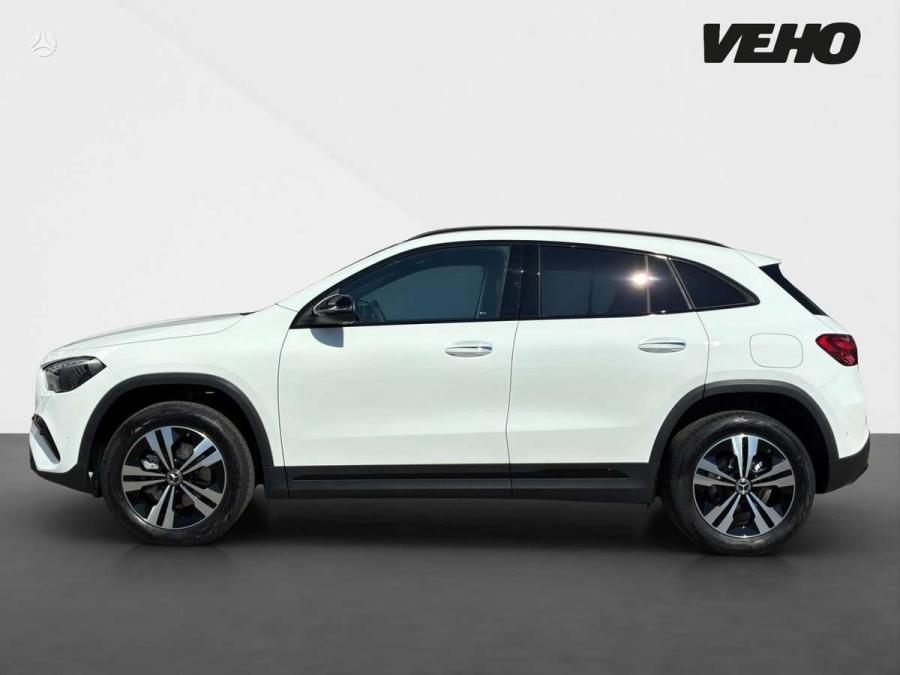 White Mercedes-Benz GLA 180 2026 in Vilnius, with an engine capacity of 1.33 L and mileage of 0 thousand km for 44201 €, photo 3 on AUTOMOTO.COM.LV