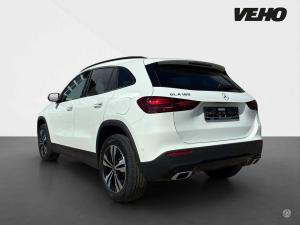 White Mercedes-Benz GLA 180 2026 in Vilnius, with an engine capacity of 1.33 L and mileage of 0 thousand km for 44201 €, photo 4 on AUTOMOTO.COM.LV