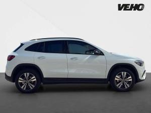 White Mercedes-Benz GLA 180 2026 in Vilnius, with an engine capacity of 1.33 L and mileage of 0 thousand km for 44201 €, photo 7 on AUTOMOTO.COM.LV