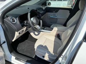 White Mercedes-Benz GLA 180 2026 in Vilnius, with an engine capacity of 1.33 L and mileage of 0 thousand km for 44201 €, photo 13 on AUTOMOTO.COM.LV