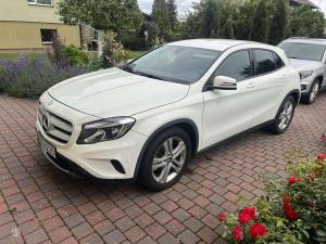 Balts Mercedes-Benz GLA 180 2017 Kauņa, ar dzinēja tilpumu 1.60 L un nobraukumu 122 tūkst. km par 10500 €, foto  vietnē AUTOMOTO.COM.LV