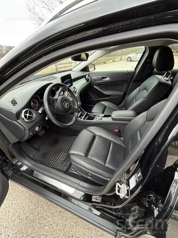 Melns Mercedes-Benz GLA 200 2019 Kuldīga, ar dzinēja tilpumu 1.60 L un nobraukumu 89 tūkst. km par 19000 €, foto 3 vietnē AUTOMOTO.COM.LV