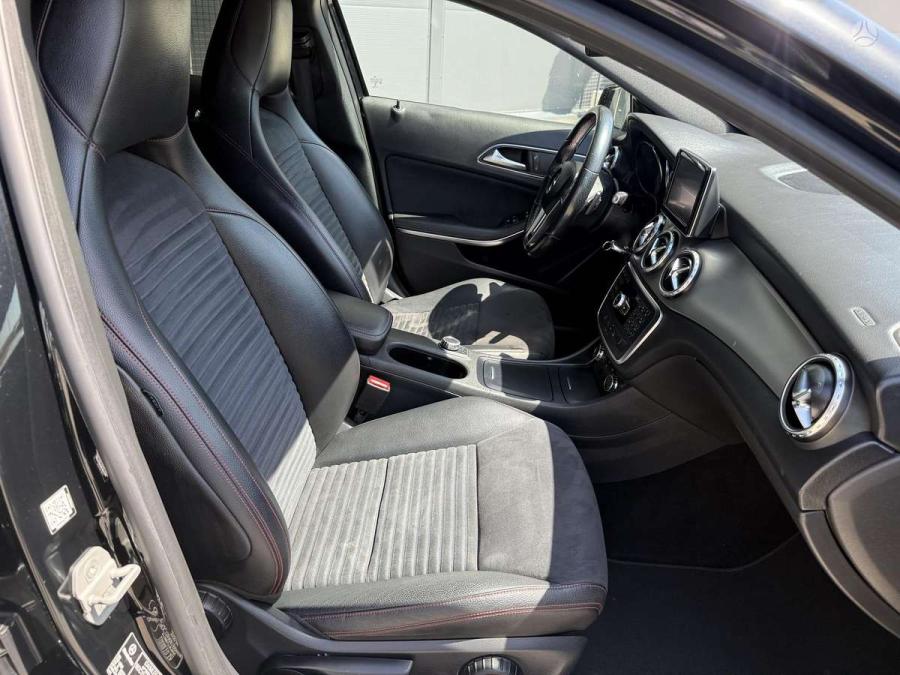 Black Mercedes-Benz GLA 200 2014 in Siauliai, with an engine capacity of 2.14 L and mileage of 234 thousand km for 9900 €, photo 12 on AUTOMOTO.COM.LV