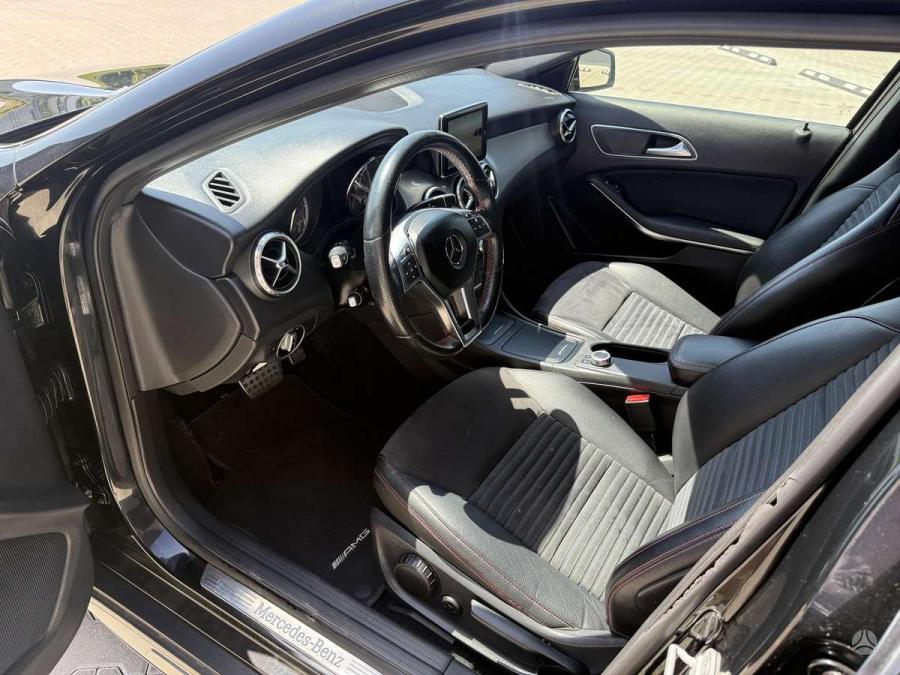 Black Mercedes-Benz GLA 200 2014 in Siauliai, with an engine capacity of 2.14 L and mileage of 234 thousand km for 9900 €, photo 13 on AUTOMOTO.COM.LV