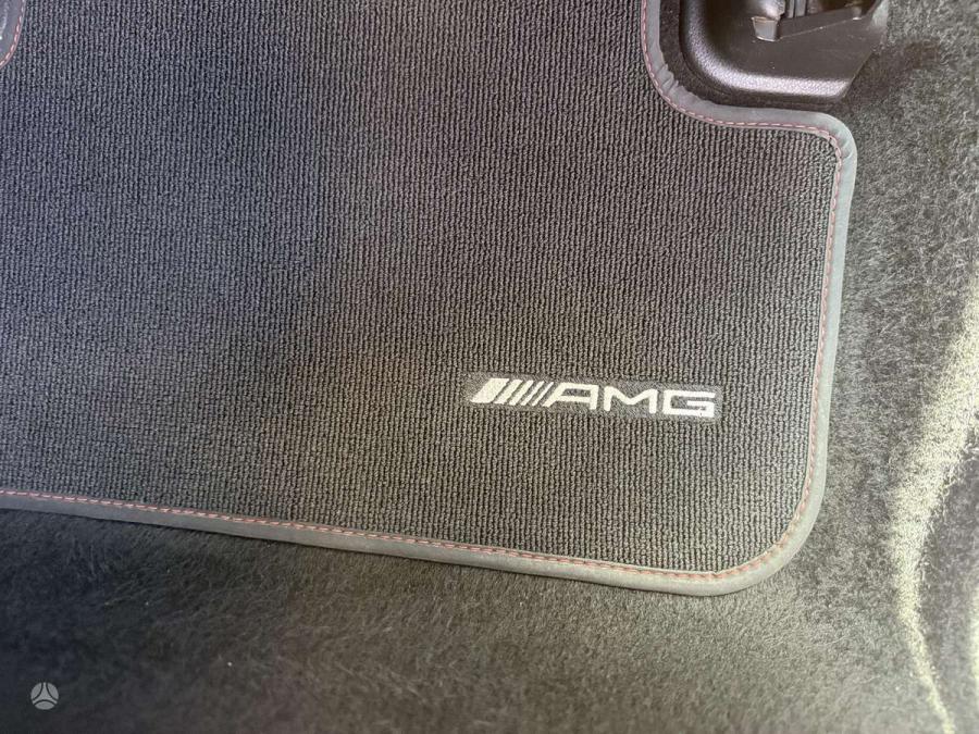 Black Mercedes-Benz GLA 200 2014 in Siauliai, with an engine capacity of 2.14 L and mileage of 234 thousand km for 9900 €, photo 19 on AUTOMOTO.COM.LV
