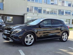 Black Mercedes-Benz GLA 200 2014 in Taurage, with an engine capacity of 2.14 L and mileage of 168 thousand km for 10900 €, photo 5 on AUTOMOTO.COM.LV