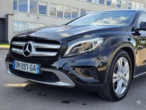 Black Mercedes-Benz GLA 200 2014 in Taurage, with an engine capacity of 2.14 L and mileage of 168 thousand km for 10900 €, photo 9 on AUTOMOTO.COM.LV