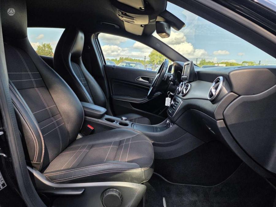 Black Mercedes-Benz GLA 200 2014 in Taurage, with an engine capacity of 2.14 L and mileage of 168 thousand km for 10900 €, photo 10 on AUTOMOTO.COM.LV