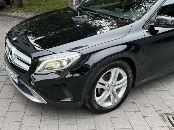 Mercedes-Benz GLA 200 2014 Kauņa vietnē Melns Mercedes-Benz GLA 200 2014 Kauņa, ar dzinēja tilpumu 2.14 L un nobraukumu 169 tūkst. km par 11700 €, foto 9 vietnē AUTOMOTO.COM.LV