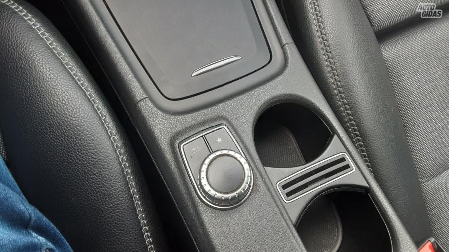 Melns Mercedes-Benz GLA 200 2016 Kauņa, ar dzinēja tilpumu 2.10 L un nobraukumu 204 tūkst. km par 12800 €, foto 23 vietnē AUTOMOTO.COM.LV