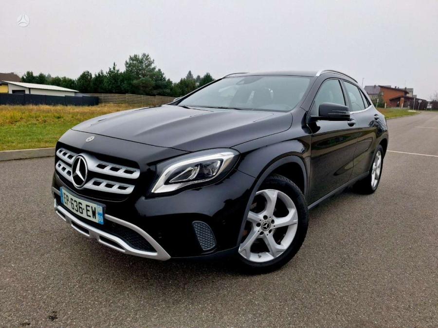 Melns Mercedes-Benz GLA 200 2017 Klaipėda, ar dzinēja tilpumu 1.50 L un nobraukumu 199 tūkst. km par 13200 €, foto 3 vietnē AUTOMOTO.COM.LV