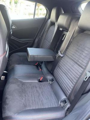 Black Mercedes-Benz GLA 200 2018 in Kaunas, with an engine capacity of 2.14 L and mileage of 82 thousand km for 18500 €, photo 10 on AUTOMOTO.COM.LV