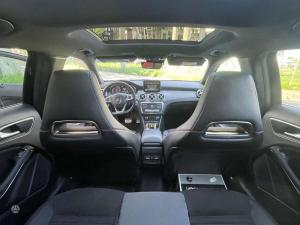 Black Mercedes-Benz GLA 200 2018 in Kaunas, with an engine capacity of 2.14 L and mileage of 82 thousand km for 18500 €, photo 13 on AUTOMOTO.COM.LV