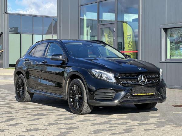 Melns Mercedes-Benz GLA 200 2019 Šauļi, ar dzinēja tilpumu 2.14 L un nobraukumu 132 tūkst. km par 18900 €, foto 1 vietnē AUTOMOTO.COM.LV