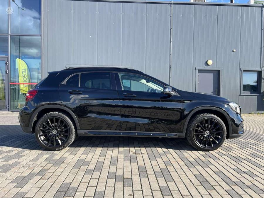 Melns Mercedes-Benz GLA 200 2019 Šauļi, ar dzinēja tilpumu 2.14 L un nobraukumu 132 tūkst. km par 18900 €, foto 5 vietnē AUTOMOTO.COM.LV