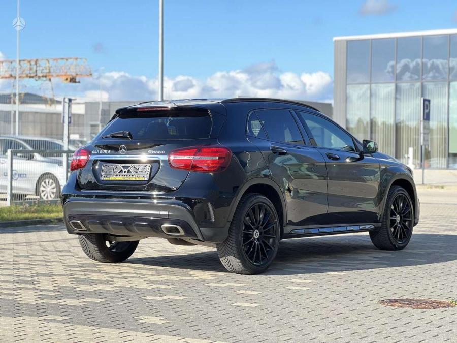 Melns Mercedes-Benz GLA 200 2019 Šauļi, ar dzinēja tilpumu 2.14 L un nobraukumu 132 tūkst. km par 18900 €, foto 9 vietnē AUTOMOTO.COM.LV