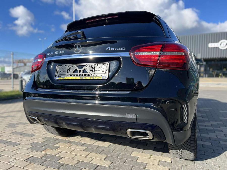 Melns Mercedes-Benz GLA 200 2019 Šauļi, ar dzinēja tilpumu 2.14 L un nobraukumu 132 tūkst. km par 18900 €, foto 10 vietnē AUTOMOTO.COM.LV