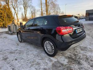 Black Mercedes-Benz GLA 200 2015 in Taurage, with an engine capacity of 2.10 L and mileage of 216 thousand km for 10200 €, photo 16 on AUTOMOTO.COM.LV