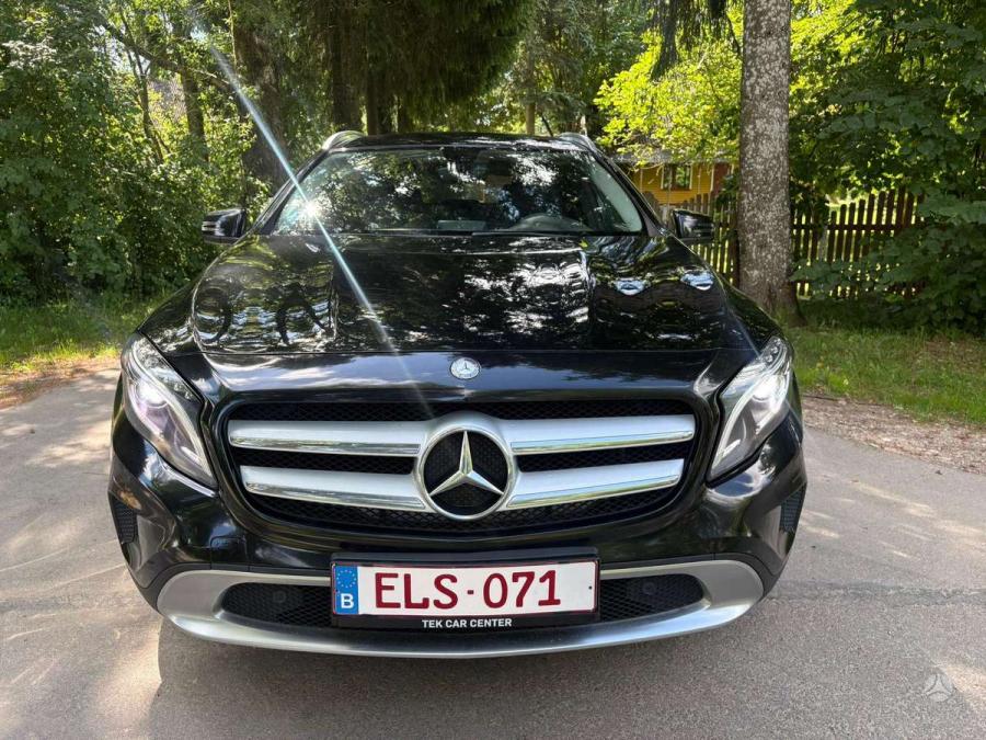 Melns Mercedes-Benz GLA 200 2015 Tauragė, ar dzinēja tilpumu 2.14 L un nobraukumu 200 tūkst. km par 10500 €, foto 8 vietnē AUTOMOTO.COM.LV