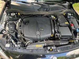 Melns Mercedes-Benz GLA 200 2015 Tauragė, ar dzinēja tilpumu 2.14 L un nobraukumu 200 tūkst. km par 10500 €, foto 22 vietnē AUTOMOTO.COM.LV