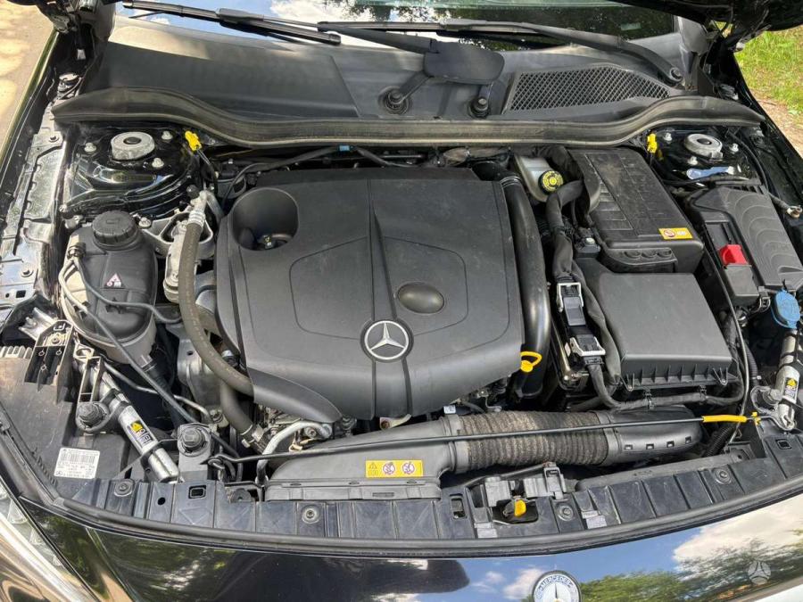Melns Mercedes-Benz GLA 200 2015 Tauragė, ar dzinēja tilpumu 2.14 L un nobraukumu 200 tūkst. km par 10500 €, foto 22 vietnē AUTOMOTO.COM.LV