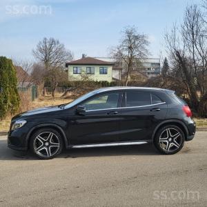Black Mercedes-Benz GLA 200 2015 in Riga, with an engine capacity of 2.00 L and mileage of 116 thousand km for 16000 €, photo 4 on AUTOMOTO.COM.LV