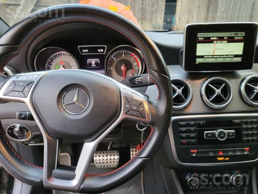 Black Mercedes-Benz GLA 200 2015 in Riga, with an engine capacity of 2.00 L and mileage of 116 thousand km for 16000 €, photo 12 on AUTOMOTO.COM.LV