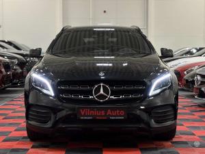 Black Mercedes-Benz GLA 200 2019 in Vilnius, with an engine capacity of 1.60 L and mileage of 54 thousand km for 16999 €, photo 3 on AUTOMOTO.COM.LV
