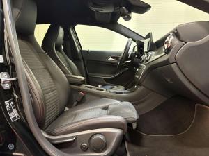 Black Mercedes-Benz GLA 200 2019 in Vilnius, with an engine capacity of 1.60 L and mileage of 54 thousand km for 16999 €, photo 16 on AUTOMOTO.COM.LV